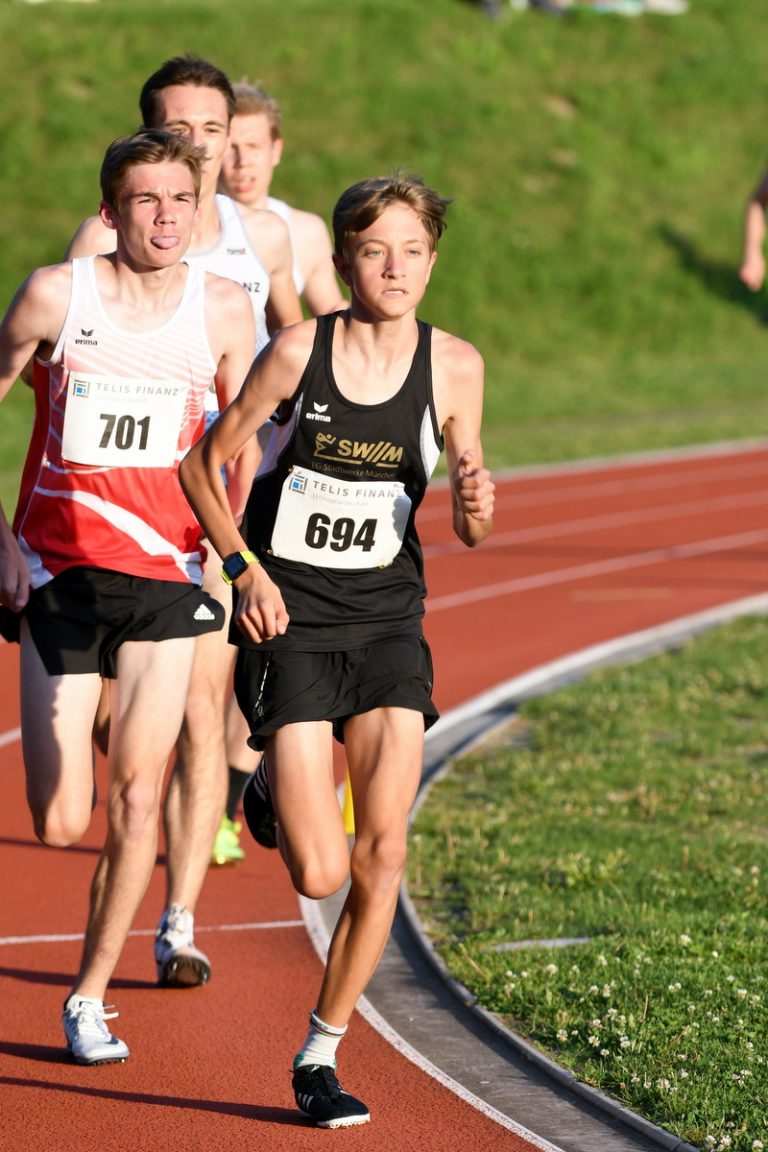 Lauftalent Tent mit neuer Bestzeit bei 3000-Meter-Challenge - LG ...